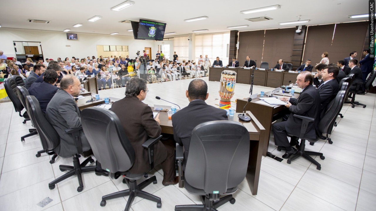 ‘Revogaço’: Vereadores solicitam criação de comissão especial - Câmara ... ‘Revogaço’: Vereadores solicitam criação de comissão especial - Câmara ...